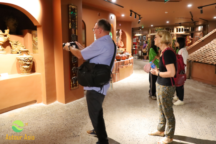One Day To Experience In Bat Trang Pottery Museum In Hanoi, Vietnam